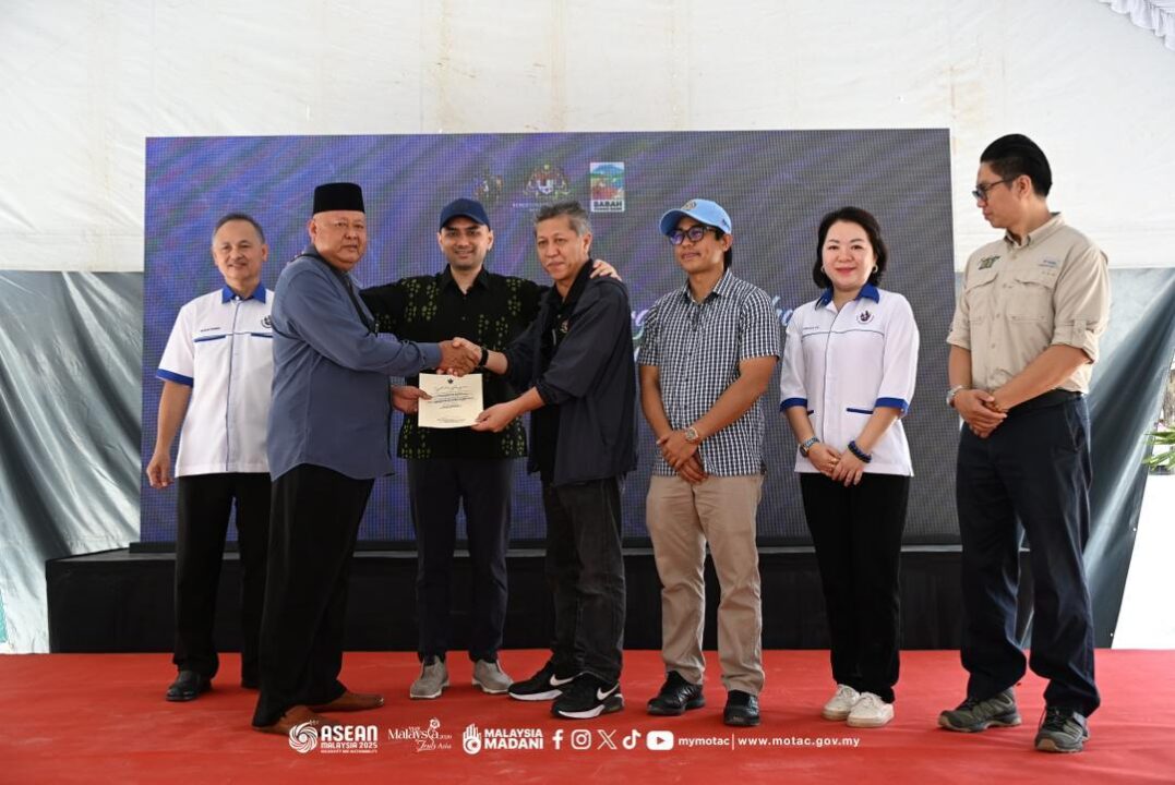 MAJLIS PELANCARAN DESTINASI PELANCONGAN BERASASKAN KOMUNITI (CoBT ...